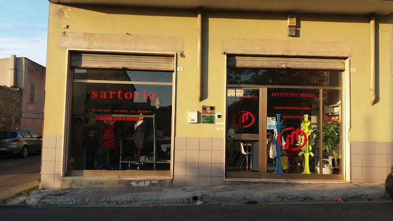 Rosaly Moda Donna Uomo Bambino di Pisu Maria Rosaria - Sinnai - Sartist